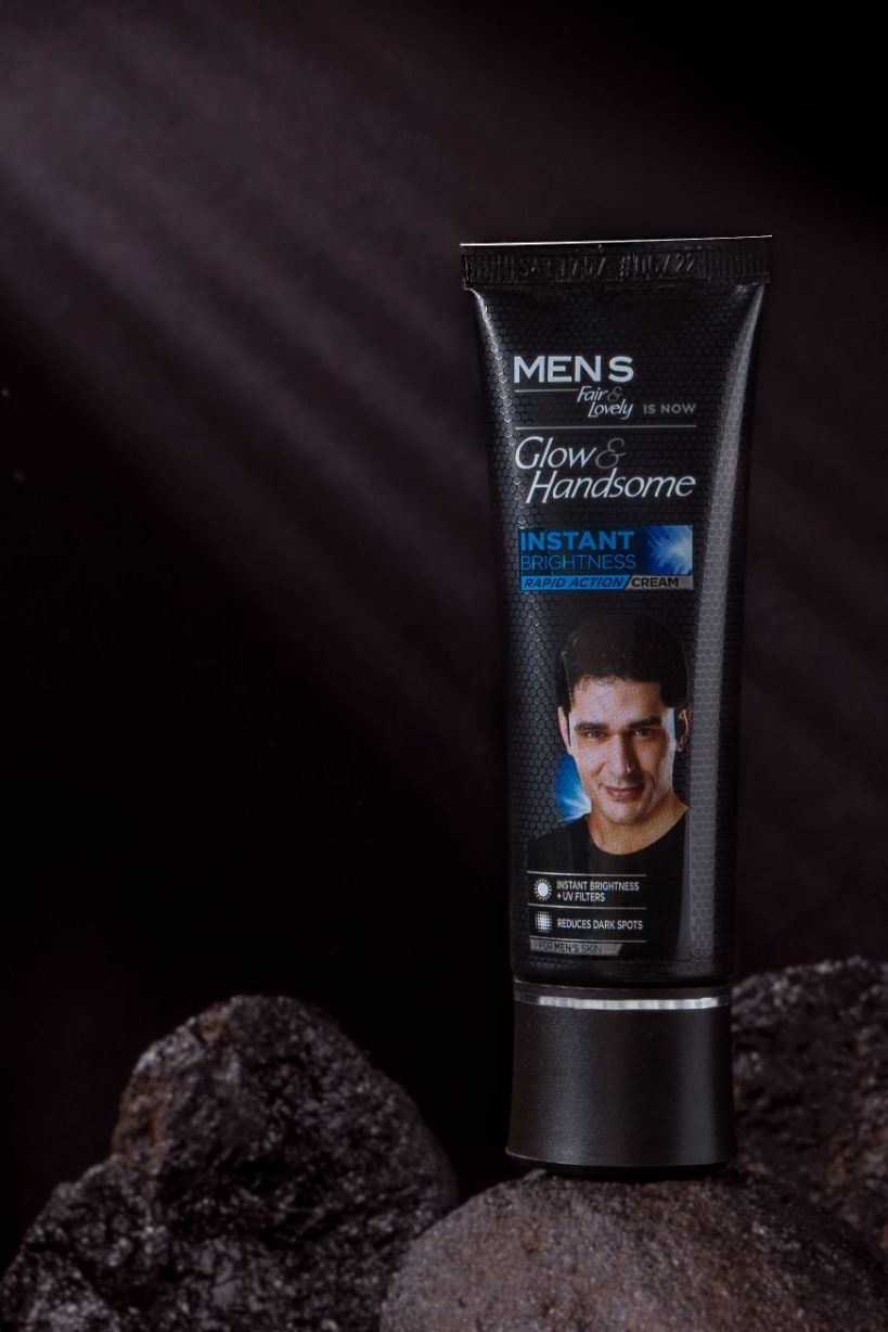 "Elegant Fragrances: Capturing Beauty Through Photography"